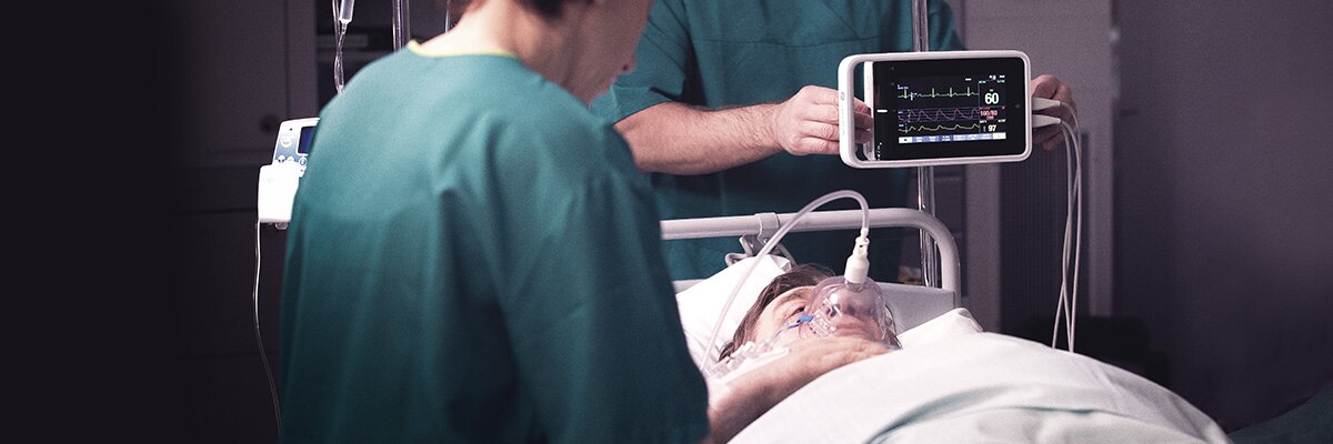 GE Healthcare CARESCAPE™ ONE Monitor displays patient data on the ...